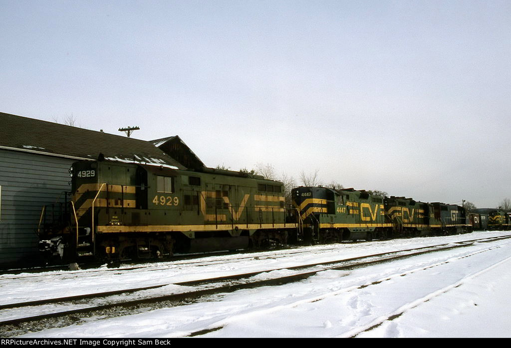 CV 4929, 4447, and 4450